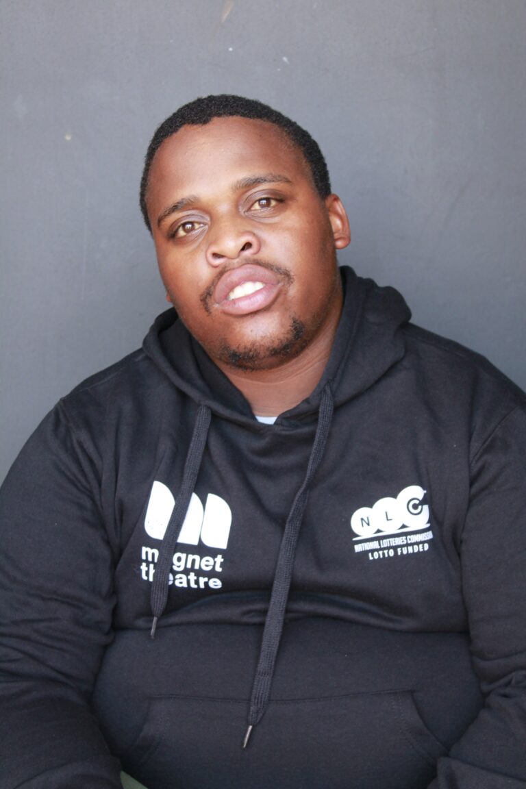 Akho Zuzani – Magnet Theatre